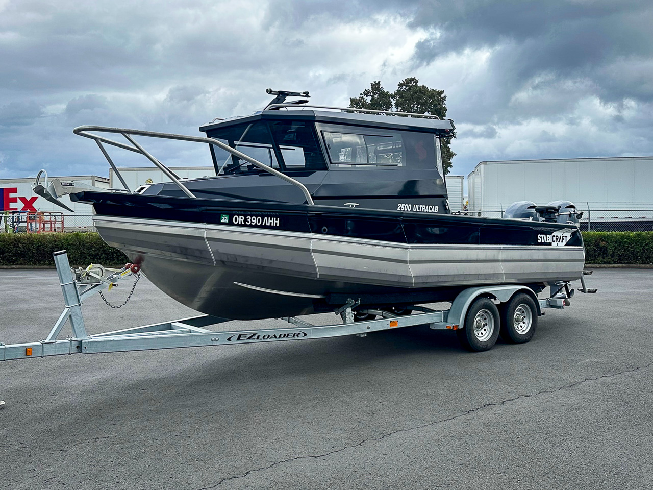 Largest Aluminum boat dealer on the West Coast - Oregon , Washington ...